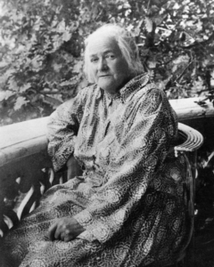 Casa de la Mujer | 20 mujeres que han alzado la voz por la igualdad de ...